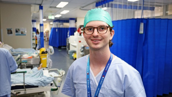Surgical Trainee claims prestigious prize in Australasian Surgical ...