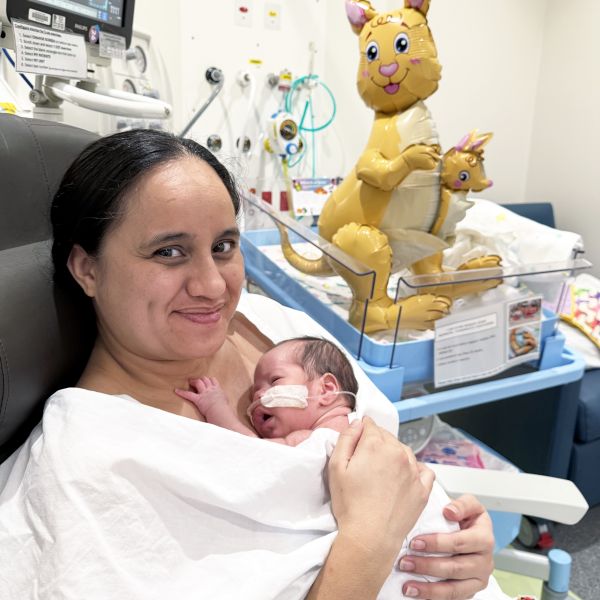 Kangaroo cuddles helping tiny babies thrive | Metro South Health